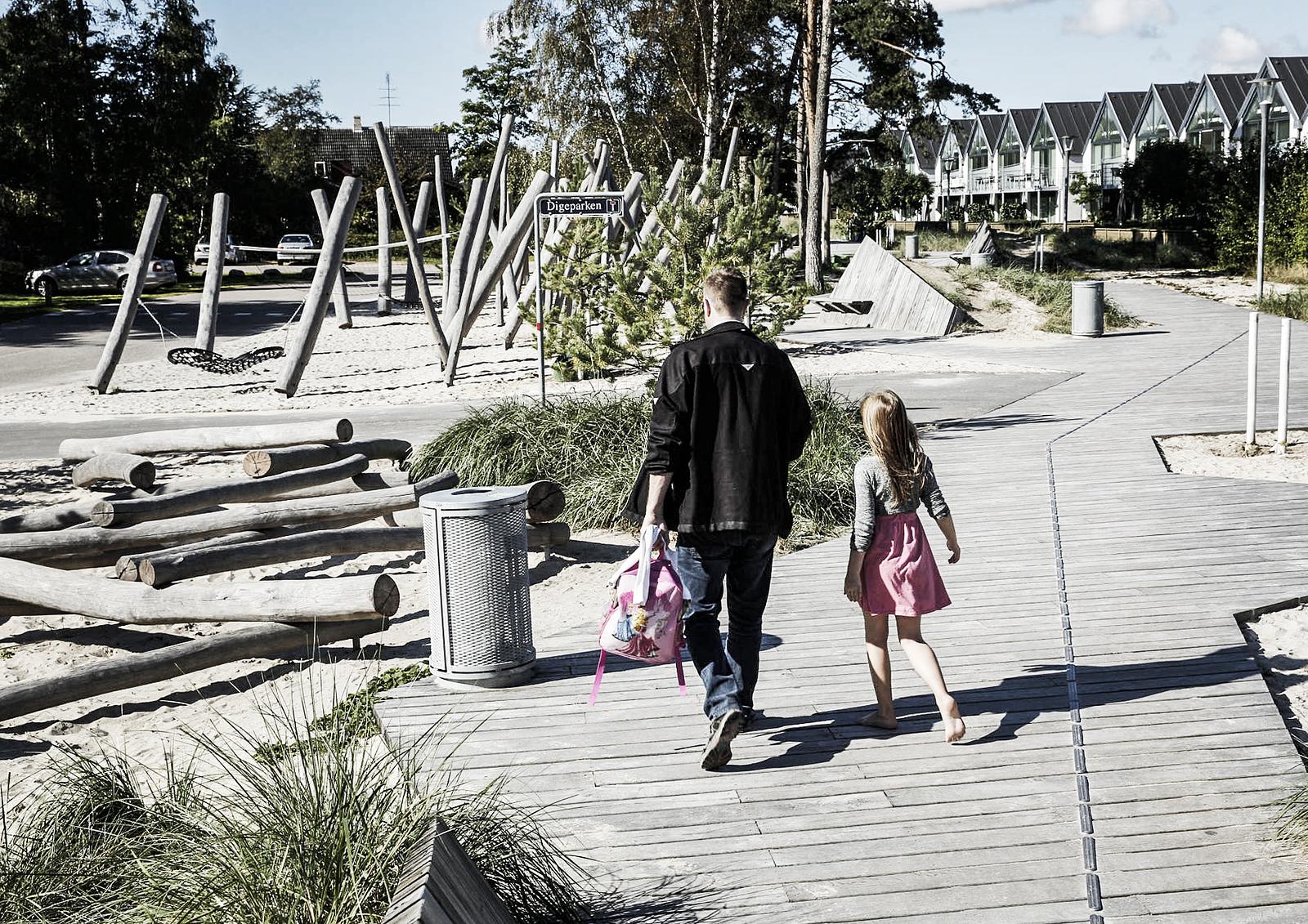 Marielyst Torv og Strandstrøg - LYTT