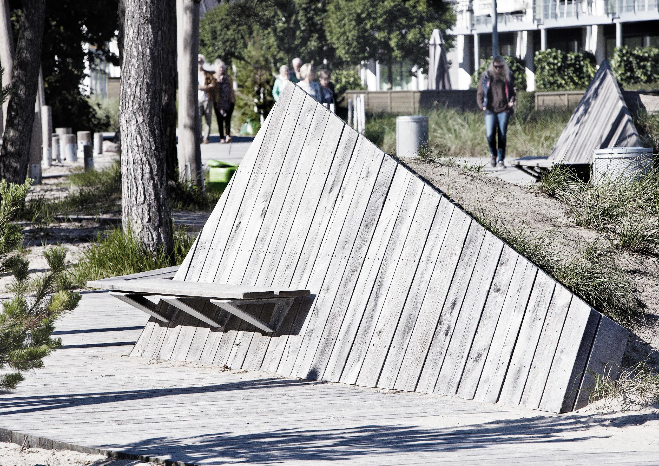 Marielyst Torv og Strandstrøg - LYTT