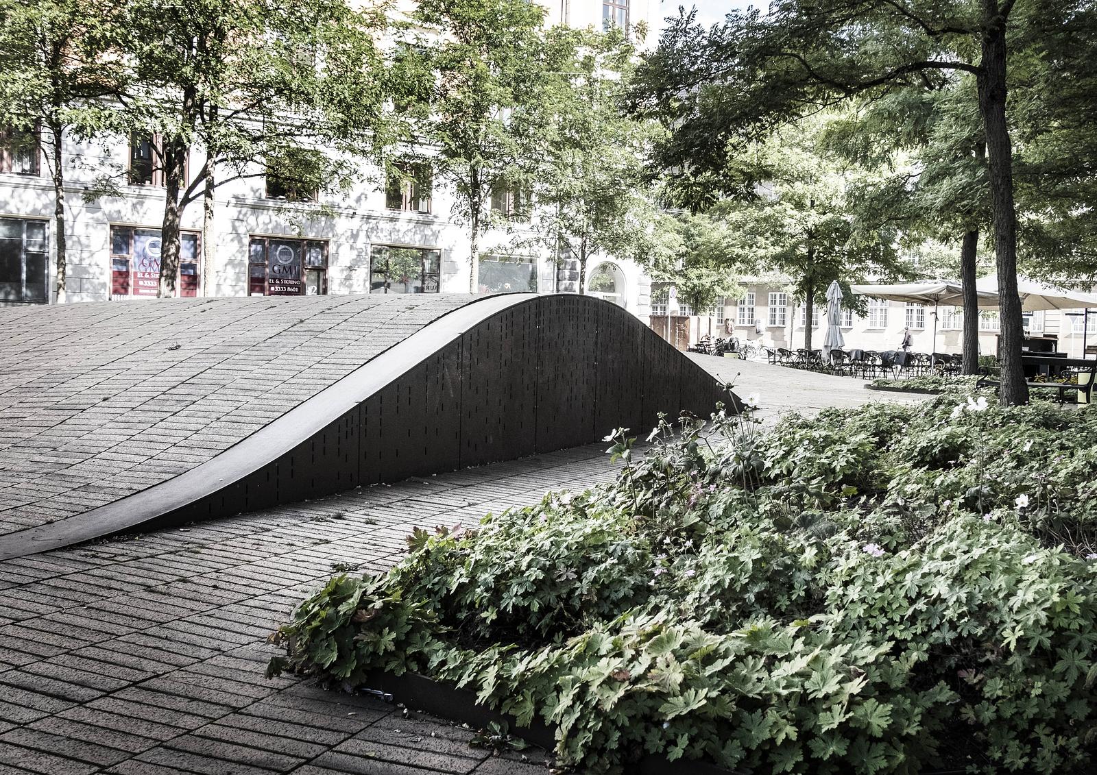 Dantes Plads - LYTT