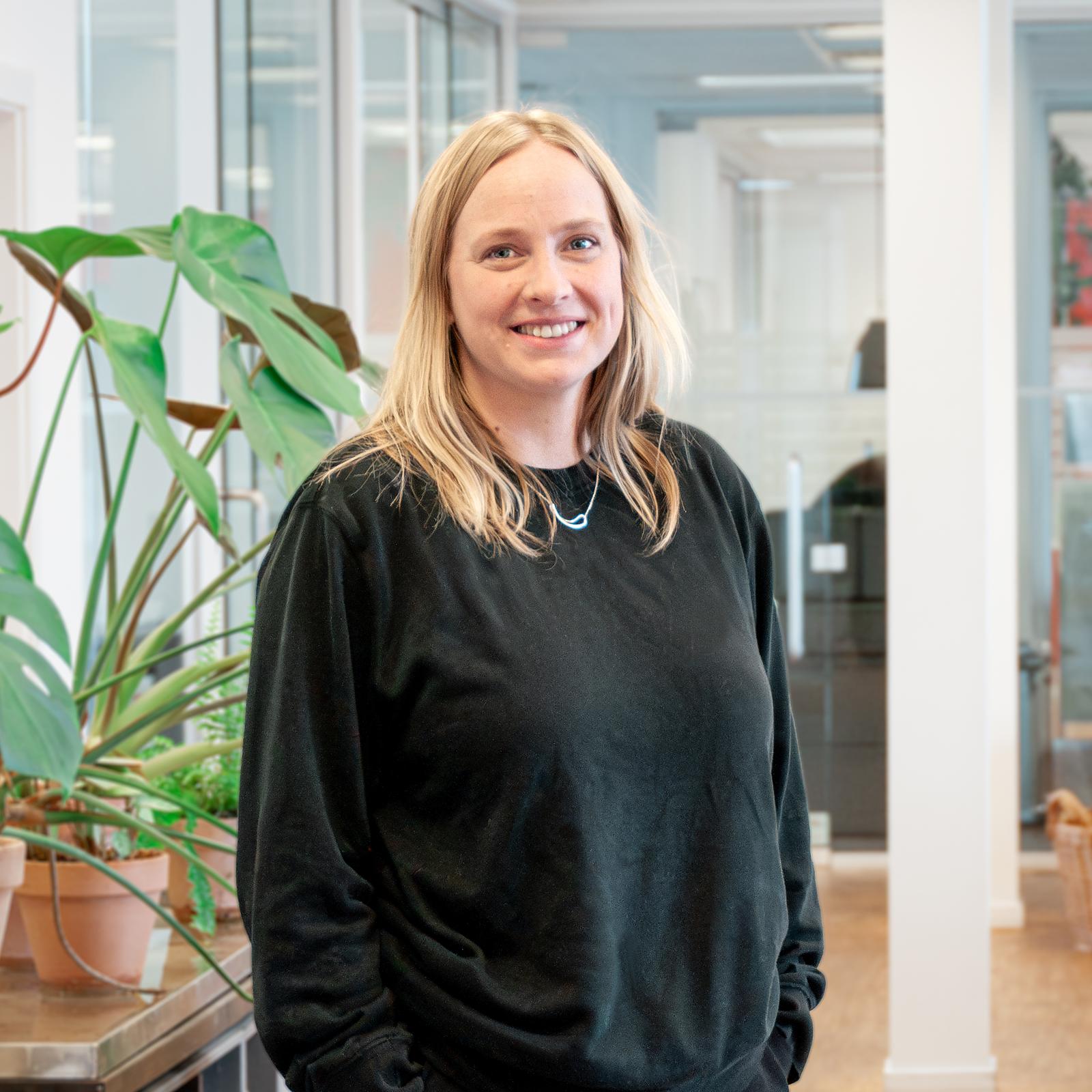 Julie Kaalby Bjerre - LYTT